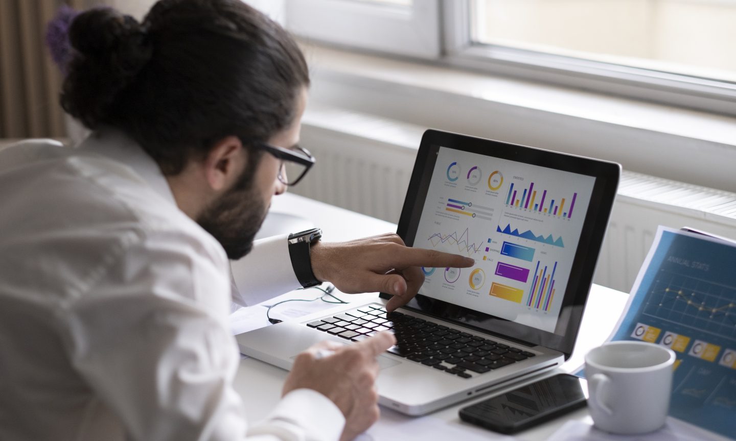 4 Financial Metrics to Understand and Track for Business Performance ...