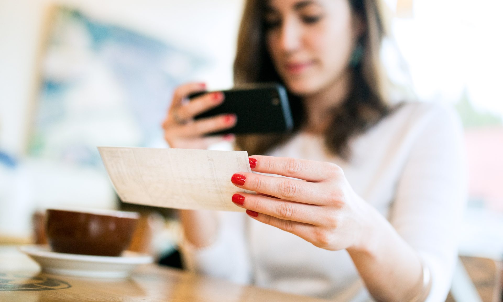 4 Advantages of Traditional Banks Over Online Banks - NerdWallet