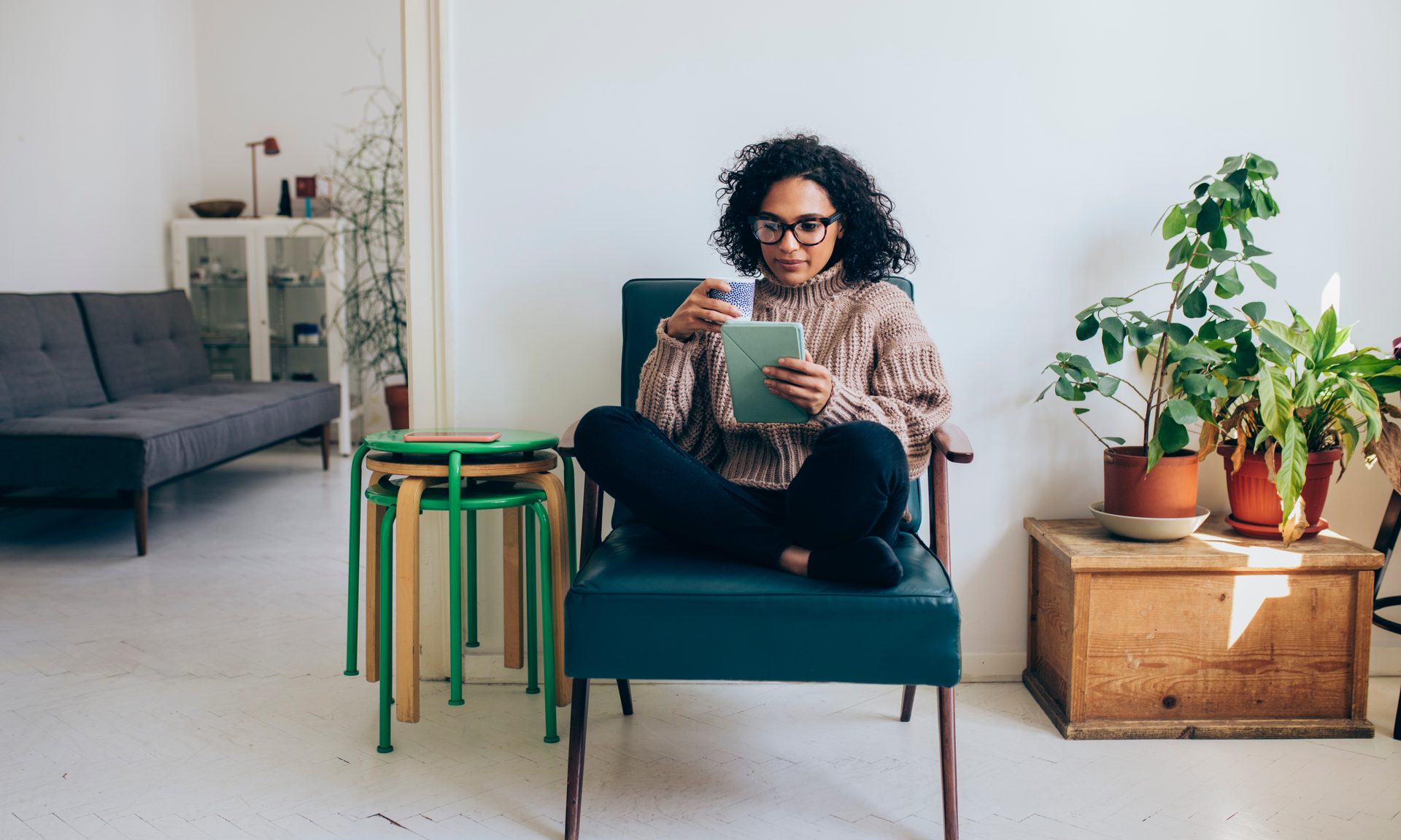 Non-fungible Token (NFT): Definition & How to Buy - NerdWallet