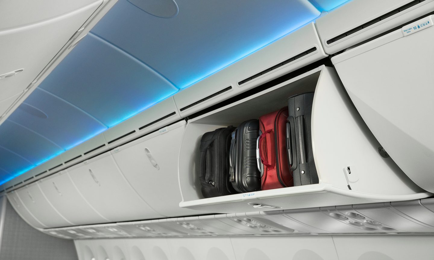 American Airlines' Main Cabin Extra: What to Know - NerdWallet