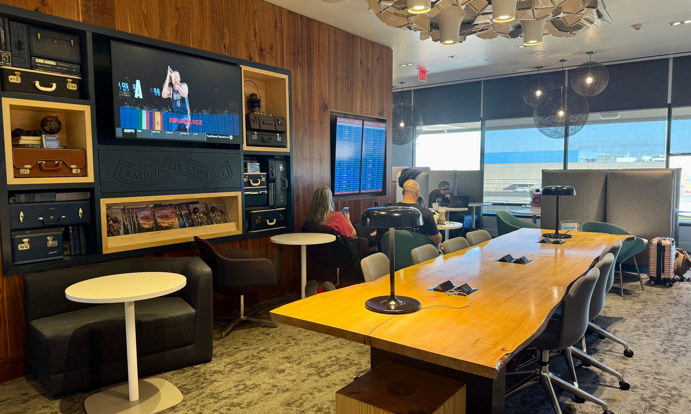 PHX Centurion Lounge Review: Is It Worth It? - NerdWallet
