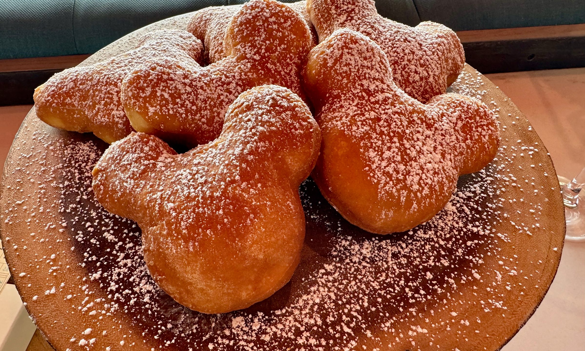 Disney World's 2026 Free Dining Plan Offer Makes Big Improvement ...