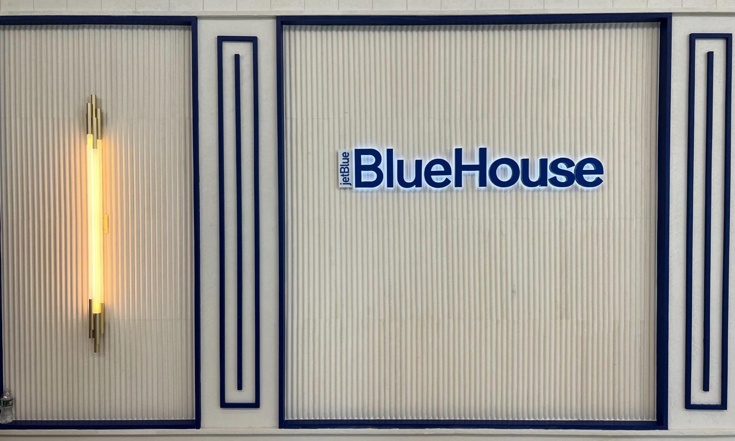 First Look: JetBlue Unveils BlueHouse JFK Lounge - NerdWallet