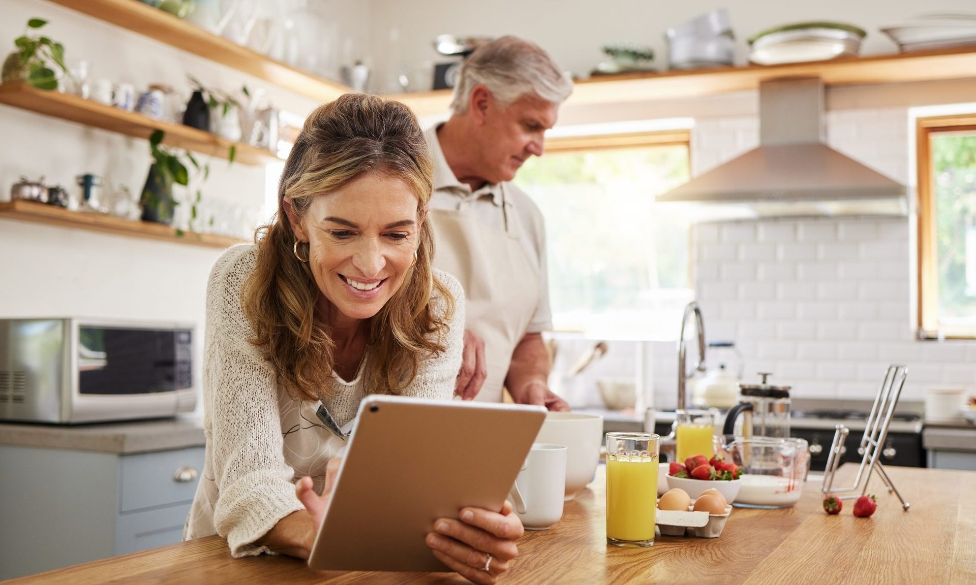 Joint Credit Card: How to Share a Credit Card - NerdWallet Canada